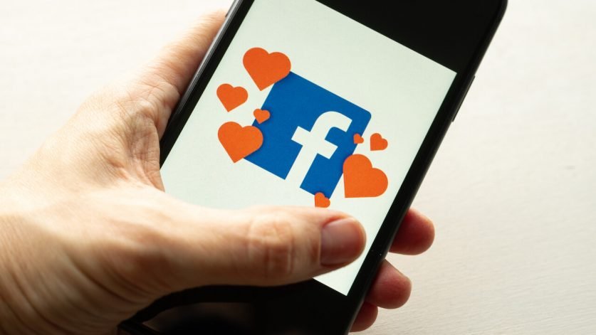 The Pros and Cons of Facebook Dating